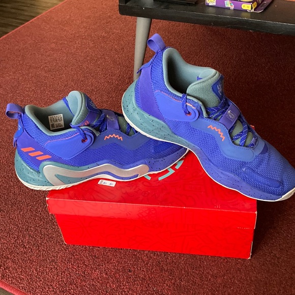 adidas | Shoes | Donovan Mitchell Issue 3 | Poshmark